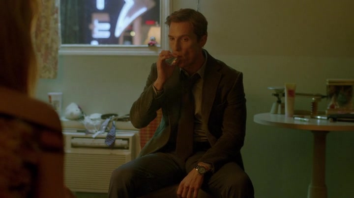 Screencaps of True Detective Season 1 Episode 2