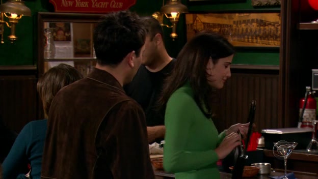 Screencaps of How I Met Your Mother Episode 1