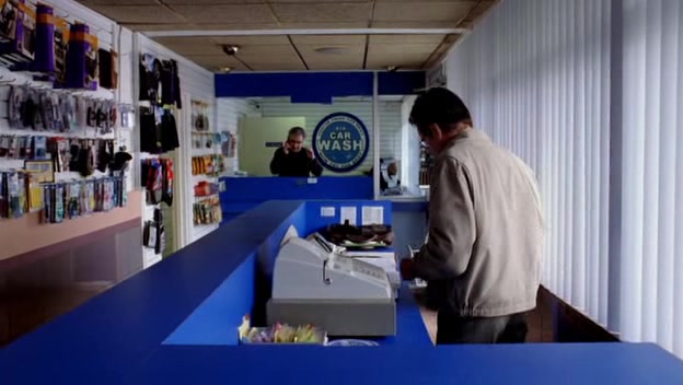 Screencaps of Breaking Bad Season 1 Episode 1