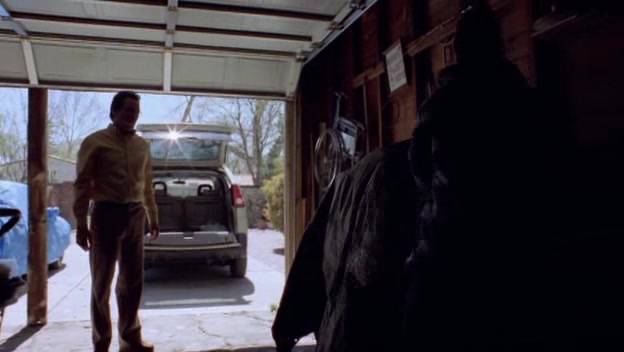 Screencaps of Breaking Bad Season 1 Episode 1