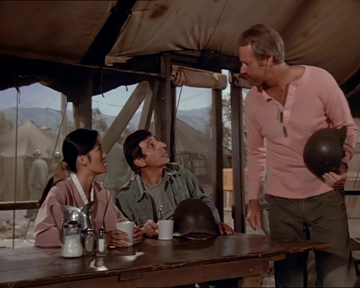 Screencaps of M*A*S*H Season 11 Episode 16
