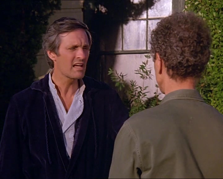Screencaps of M*A*S*H Season 11 Episode 16