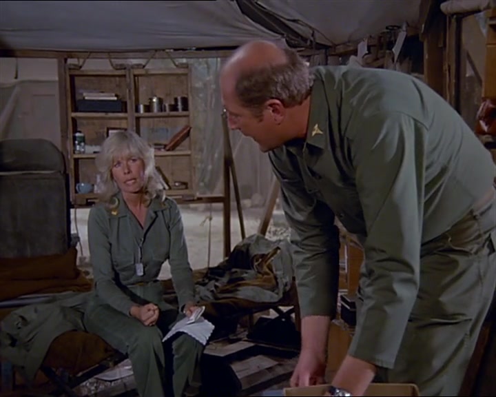 Screencaps of M*A*S*H Season 11 Episode 16