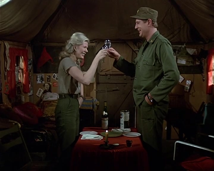 Screencaps of M*A*S*H Season 6 Episode 11