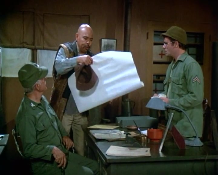 Screencaps of M*A*S*H Season 5 Episode 1