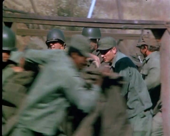 Screencaps of M*A*S*H Season 5 Episode 1