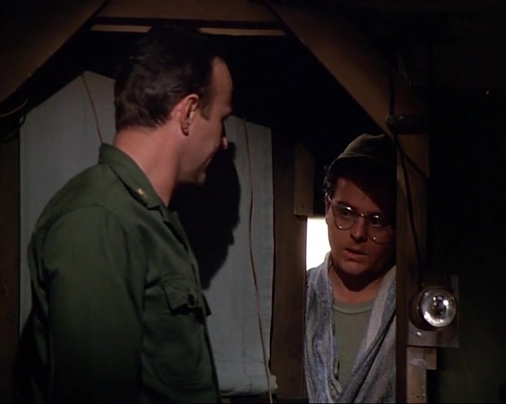 Screencaps of M*A*S*H Season 2 Episode 16