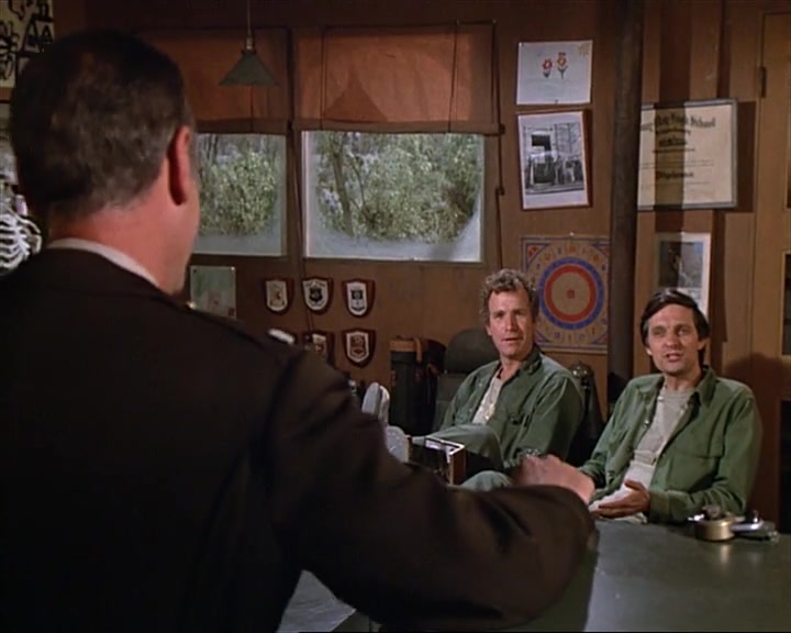 Screencaps of M*A*S*H Season 2 Episode 16