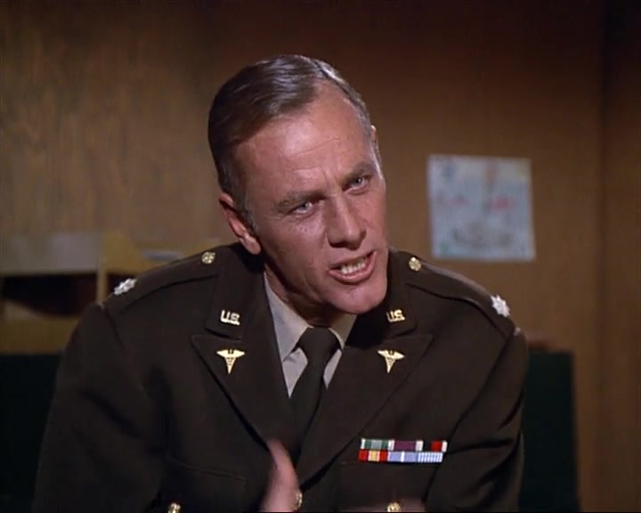 Screencaps of M*A*S*H Season 2 Episode 16