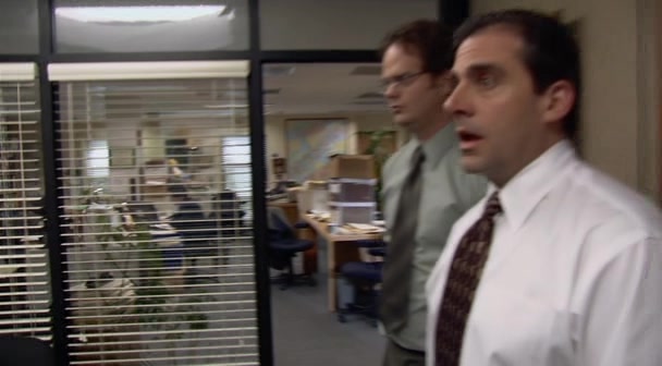 Screencaps of The Office (US) Season 1 Episode 1
