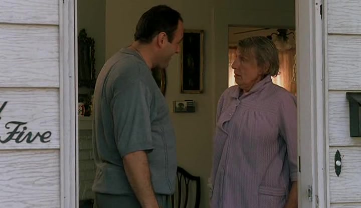 Screencaps of The Sopranos Season 1 Episode 1