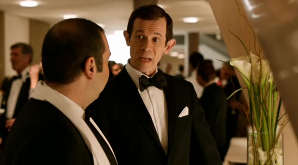 Screencaps of Suits Episode 16