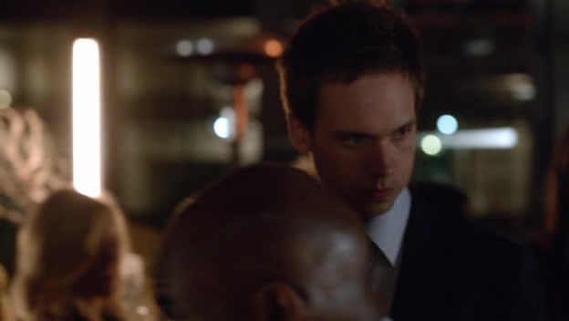 Screencaps of Suits Episode 6