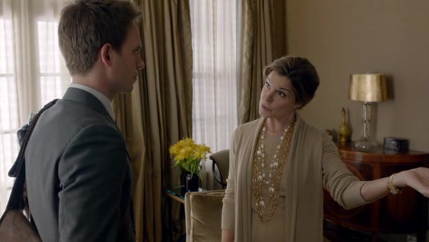Screencaps of Suits Episode 5