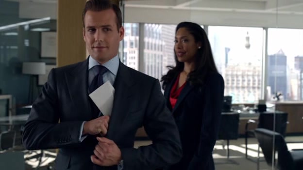 Screencaps of Suits Episode 3