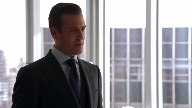 Screencaps of Suits Episode 3