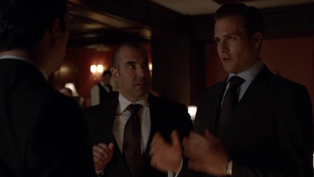 Screencaps of Suits Episode 3
