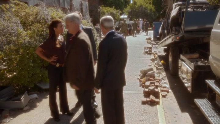 Screencaps of NCIS Season 10 Episode 1