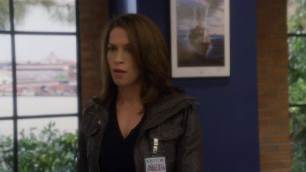 Screencaps of NCIS Season 8 Episode 13