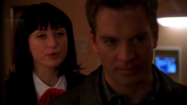 Screencaps of NCIS Season 3 Episode 2