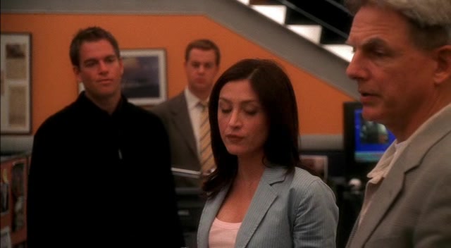Screencaps of NCIS Season 2 Episode 23