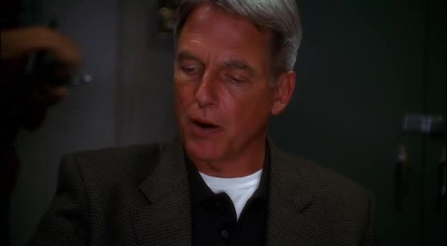 Screencaps of NCIS Season 1 Episode 4