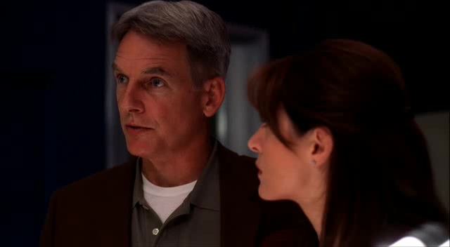 Screencaps of NCIS Season 1 Episode 3