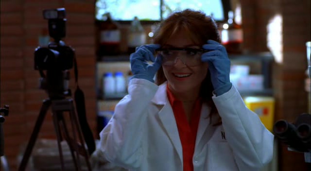 Screencaps of NCIS Season 1 Episode 2