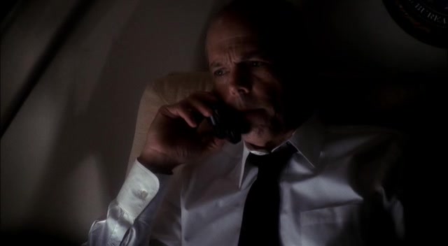 Screencaps of NCIS Season 1 Episode 1