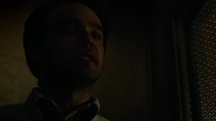 Screencaps of Marvel's Daredevil Season 1 Episode 1