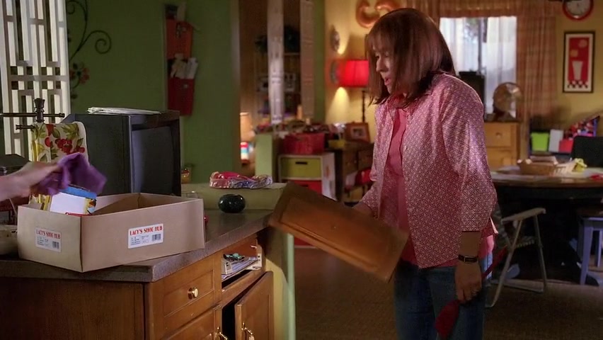 Screencaps of The Middle Season 6 Episode 23