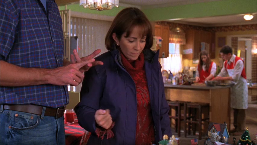 Screencaps of The Middle Season 1 Episode 10
