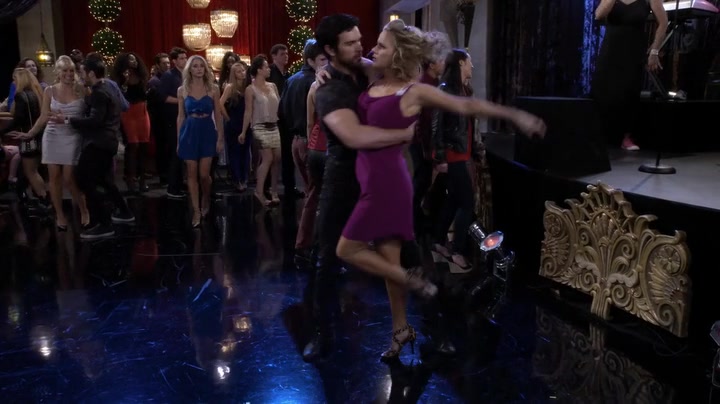 Screencaps of Fuller House Season 1 Episode 3