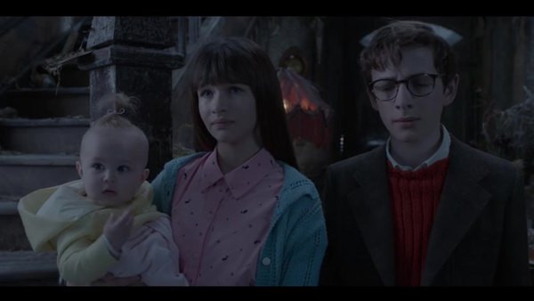 A Series of Unfortunate Events Season 1 Episode 1