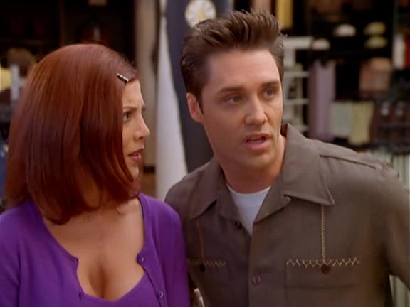 Screencaps of Beverly Hills, 90210 Season 8 Episode 25