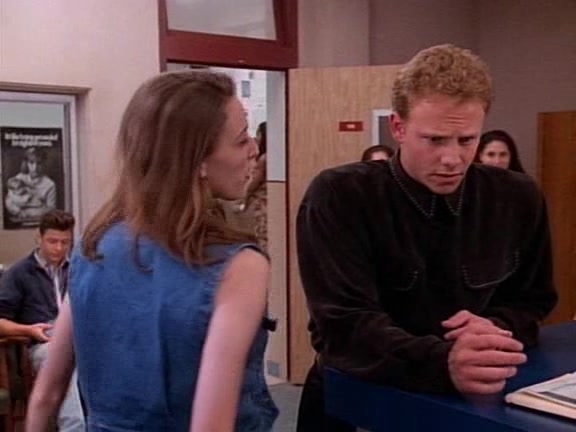 Screencaps of Beverly Hills, 90210 Episode 29