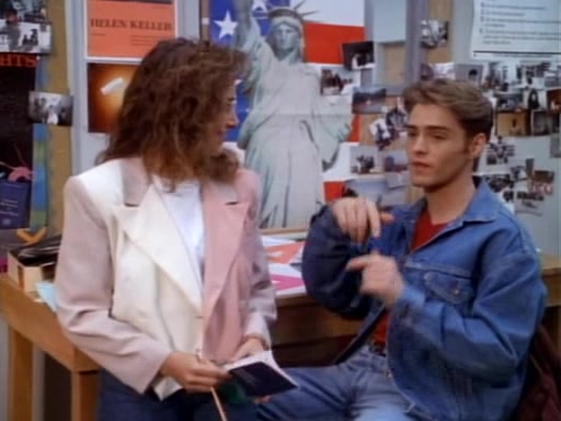 Screencaps of Beverly Hills, 90210 Episode 14