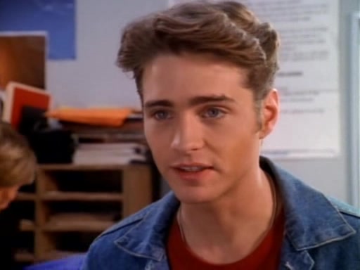 Screencaps of Beverly Hills, 90210 Episode 14