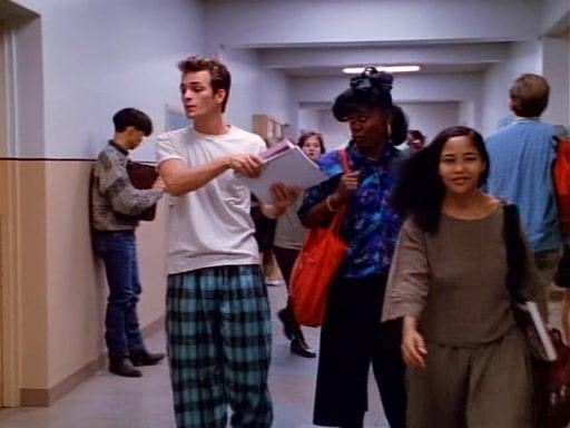 Screencaps of Beverly Hills, 90210 Episode 4