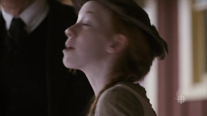 Screencaps of Anne with an E Season 1 Episode 1