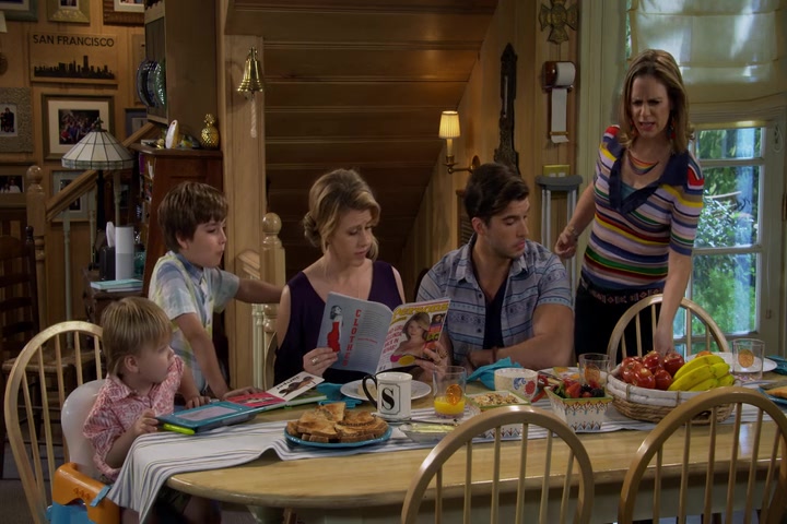 Screencaps of Fuller House Season 3 Episode 7