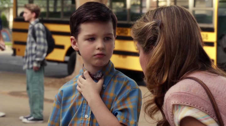 Screencaps of Young Sheldon Season 1 Episode 1