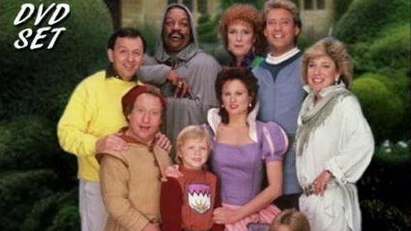 The Charmings Season 1 Episode 1